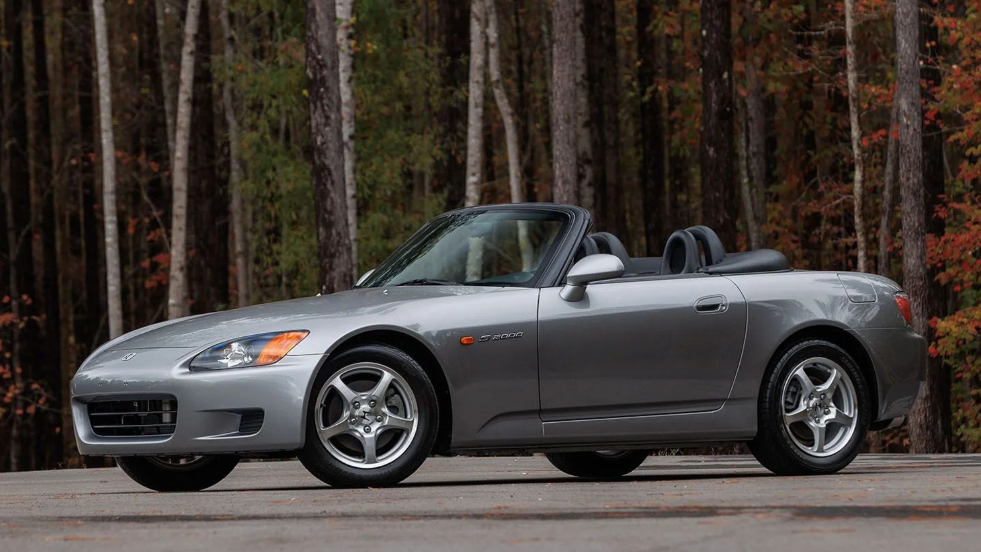 Honda S2000 Auctions For Over $95,000 - Backfire News