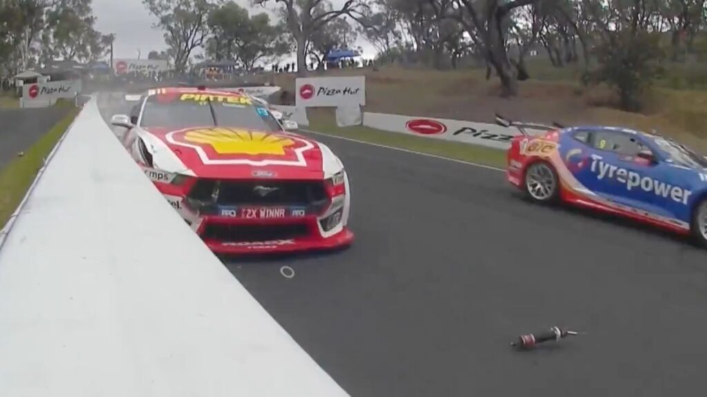 D’Alberto Crash Ends Davison Mustang’s Bathurst 1000 Bid for Dick ...