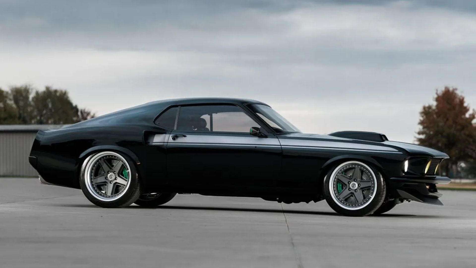 Ringbrothers “Kingpin” Mustang Unleashes 800-HP Tribute to American ...