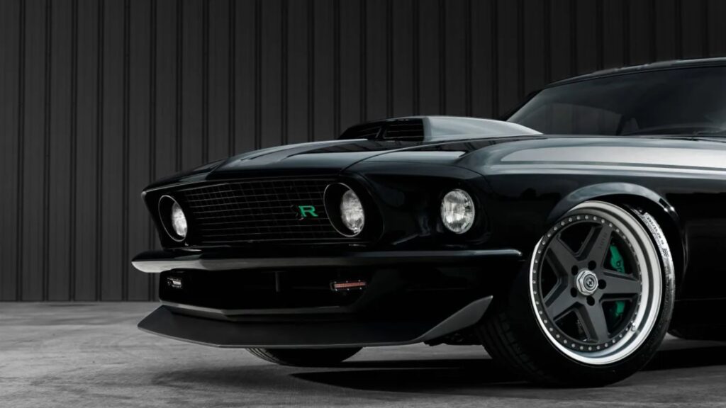 Ringbrothers “Kingpin” Mustang Unleashes 800-HP Tribute to American ...