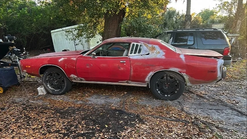 1973 Dodge Charger SE Barn Find Returns to Market After Owner Walks ...